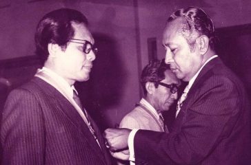 Mengenang Seabad P.K. Ojong dan Sumbangsihnya untuk Indonesia - Best ...