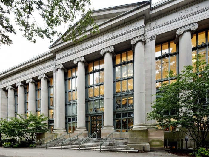 10 Universitas Terbaik di Dunia - Best Seller Gramedia