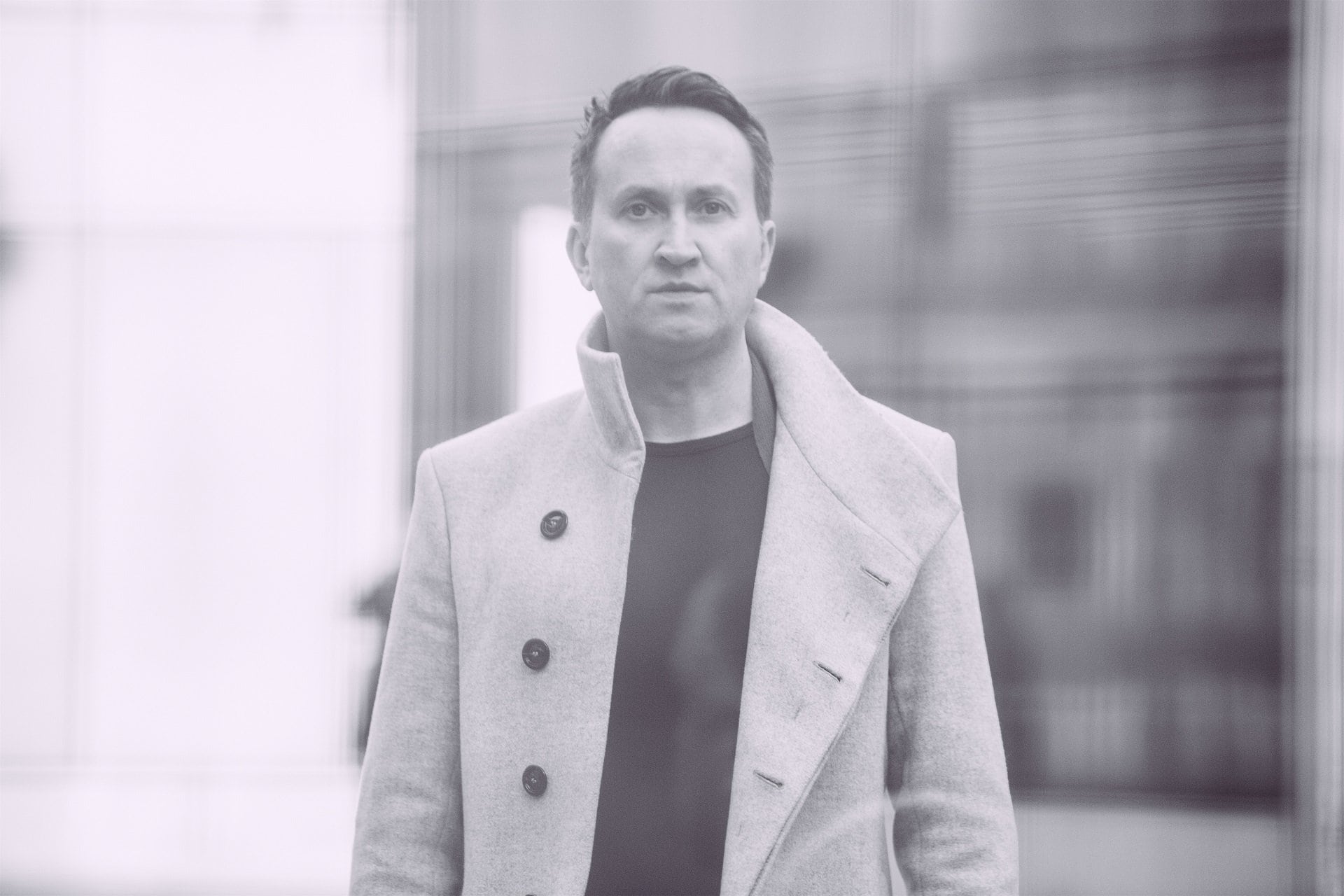 Review Buku The Good Samaritan - Best Seller Gramedia