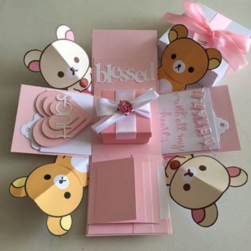 15 Kado yang Disukai Cewek, Ini Rekomendasinya! - Best Seller Gramedia