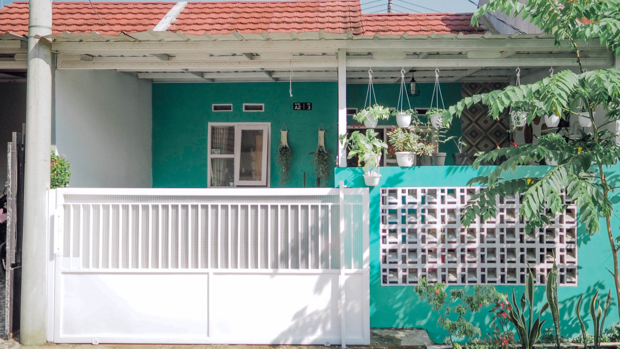 Desain Renovasi Rumah Subsidi Bagian Depan - Gramedia