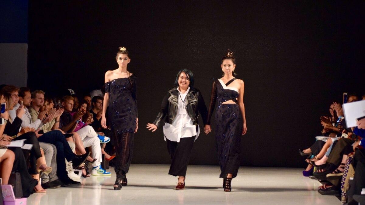 Deretan Desainer Baju Terkenal di Indonesia yang Go Internasional