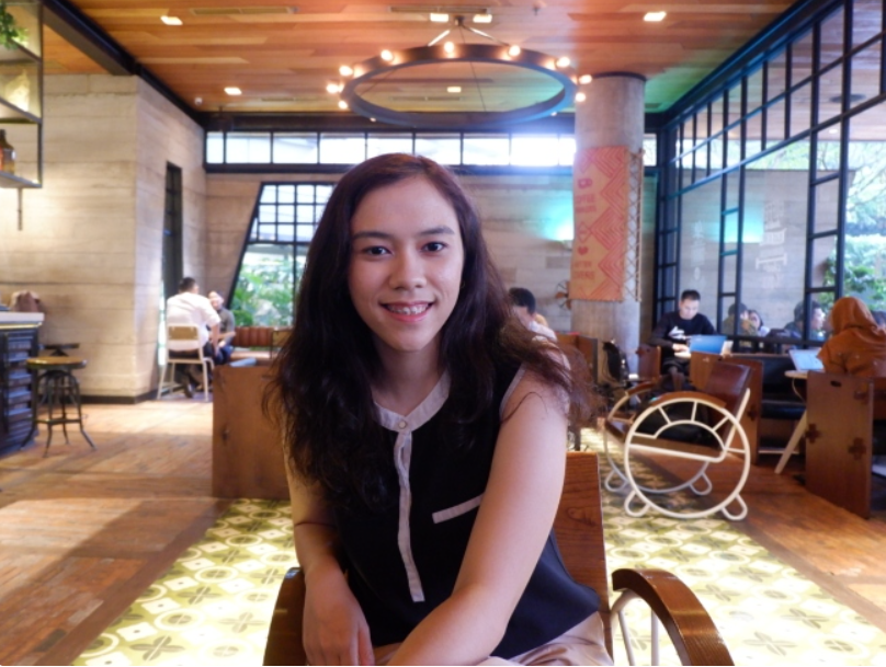 Review Novel Claires Karya Valerie Patkar - Best Seller Gramedia