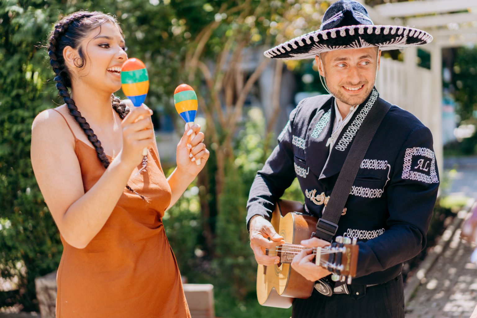 Alat Musik Marakas: Pengertian, Sejarah, dan Alat Musik Ritmis Lainnya ...