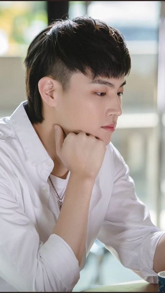 13 Rekomendasi Gaya Rambut Mullet yang Sedang Populer!