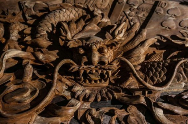 Teknik Ukir: Pengertian, Sejarah, Fungsi, Jenis, dan Contohnya