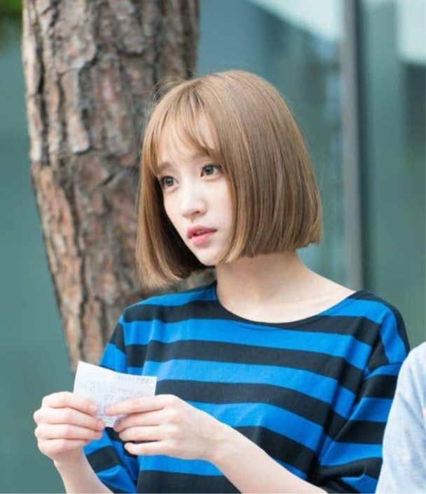 20+ Model Rambut Pendek Wanita Korea yang Bisa Grameds Tiru
