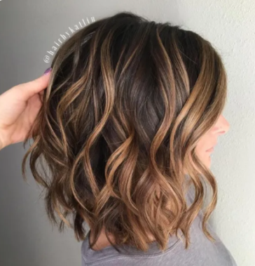 15 Model Rambut Layer Sebahu yang Modern - Best Seller Gramedia