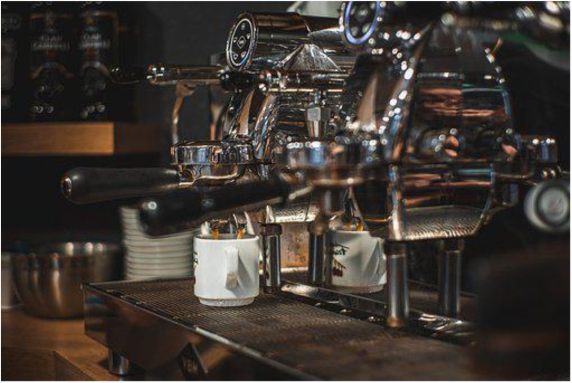 10 Cara Membuat Kopi ala Kafe serta Rekomendasi Jenis Kopinya!