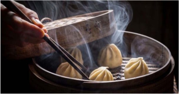 12 Teknik Memasak ala Chef Profesional dan Fungsi Melakukannya