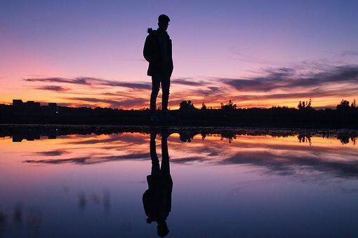 Pentingnya Jaim atau Jaga Image dalam Keluarga dan Saat di Kantor