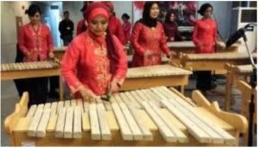 Alat Musik Kolintang: Sejarah, Pengertian, dan Cara Memainkannya - Best ...