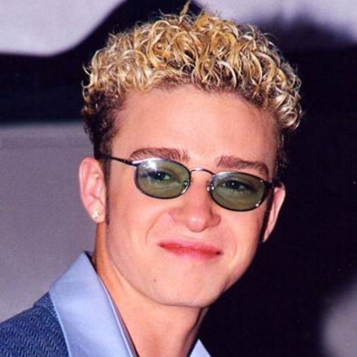 15 Potongan Rambut Keriting Pria yang Stylish dan Cocok Buat Kamu!