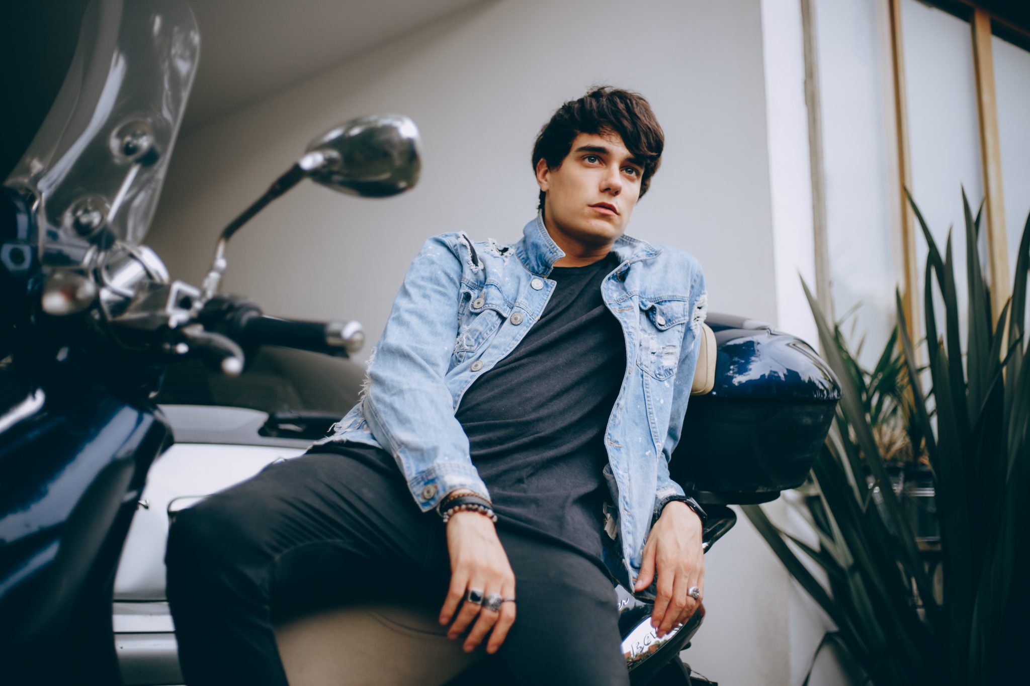 Rekomendasi Outfit Pria Keren - Best Seller Gramedia