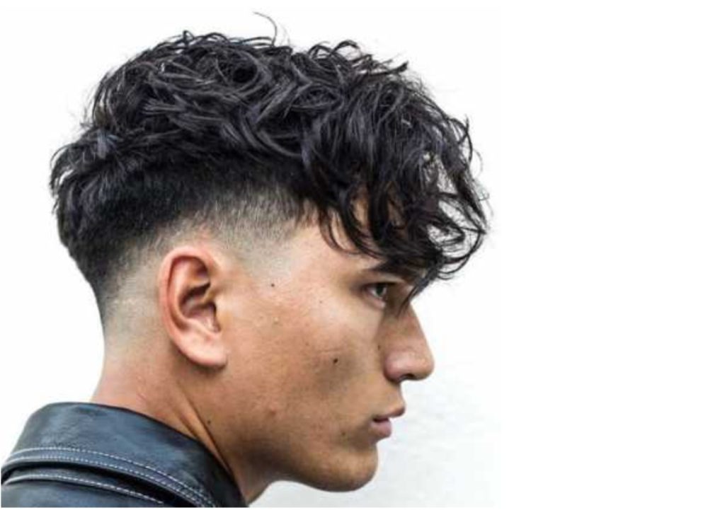 19 Potongan Rambut yang Cocok Untuk Rambut Ikal - Gramedia