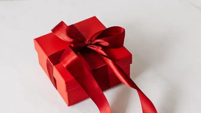 9 Cara Bungkus Kado yang Unik dan Menarik dan Inspirasi Menariknya!