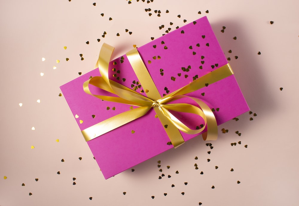 9 Cara Bungkus Kado yang Unik dan Menarik dan Inspirasi Menariknya!