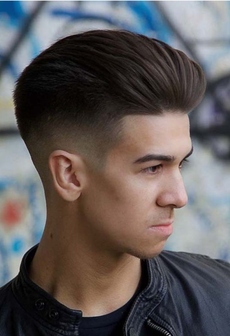 16 Gaya Rambut Mohawk Panjang ke Belakang Rekomendasi