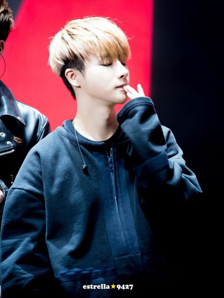 19 Rekomendasi Potongan Rambut Pendek Rapi - Best Seller Gramedia