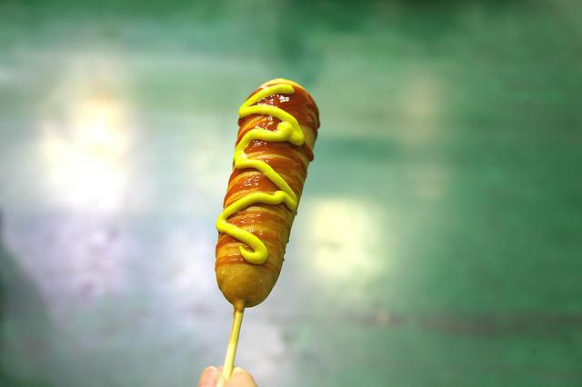 Cara Membuat Corndog dan Variasi Resepnya yang Super Mudah