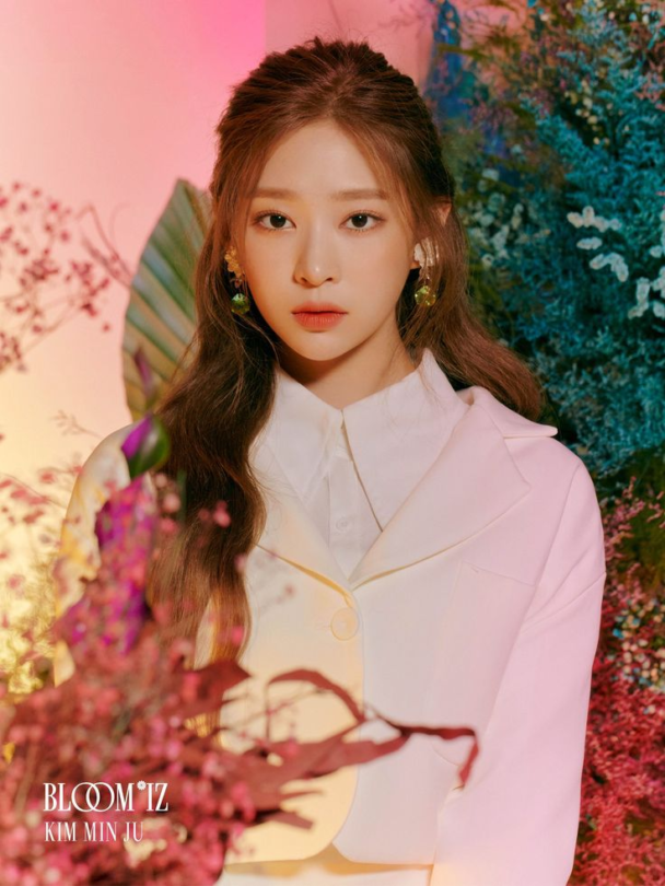 12 Profile Member IZONE dan Kabar Terbaru-Nya Setelah Bubar!