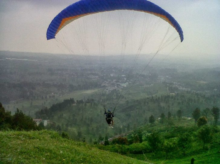8 Tempat Wisata di Puncak Bogor yang Seru dan Asyik