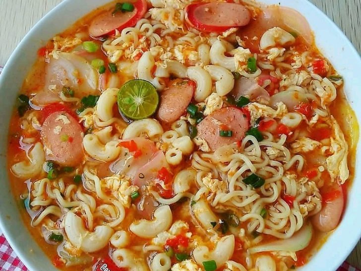 9 Makanan Pedas Enak Terbaik dengan Resep-Nya yang Wajib Dicoba!