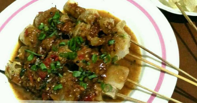 12 Rekomendasi Makanan Khas Lombok yang Wajib untuk Dicoba!