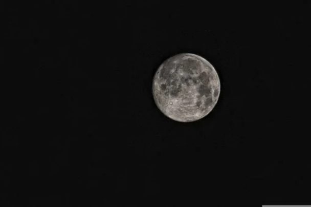 12 Fakta Tentang Bulan yang Menarik dan Harus Kamu Ketahui!