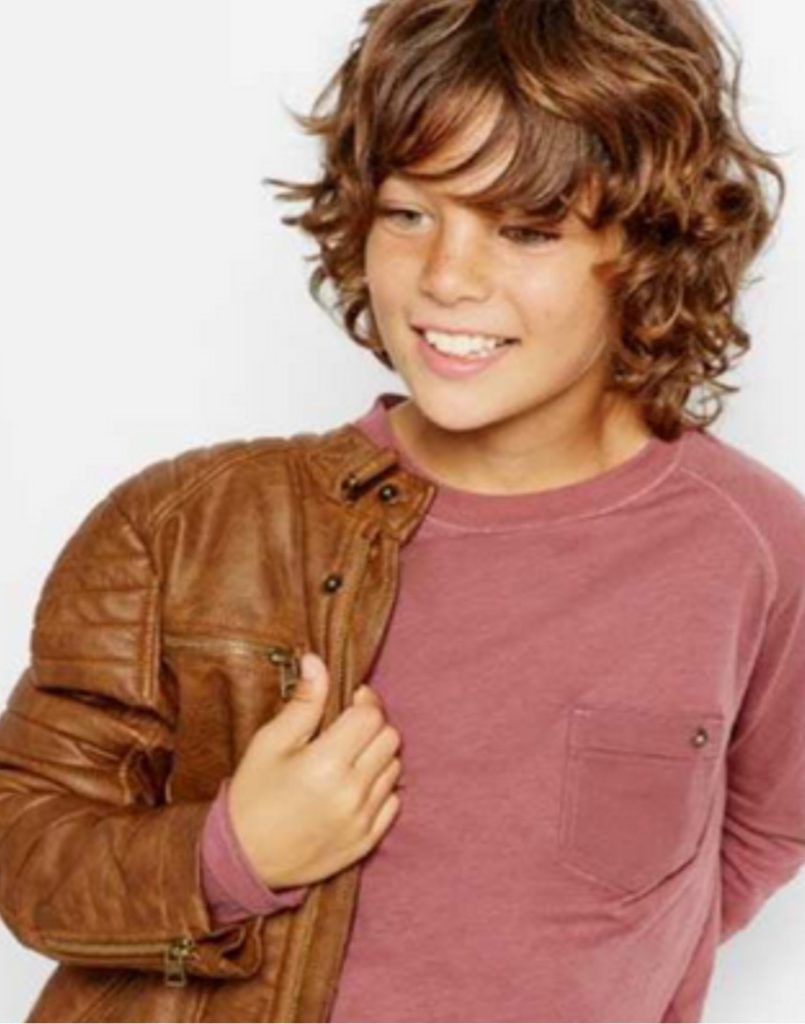 20 Gaya Rambut Anak Cowok yang Begitu Populer - Best Seller Gramedia