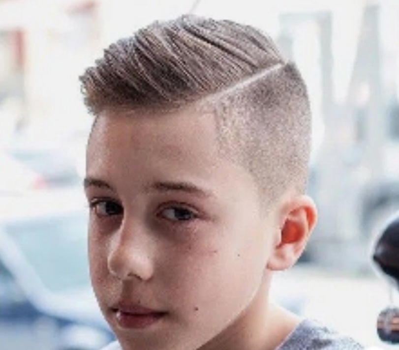 20 Gaya Rambut Anak Cowok yang Begitu Populer - Best Seller Gramedia