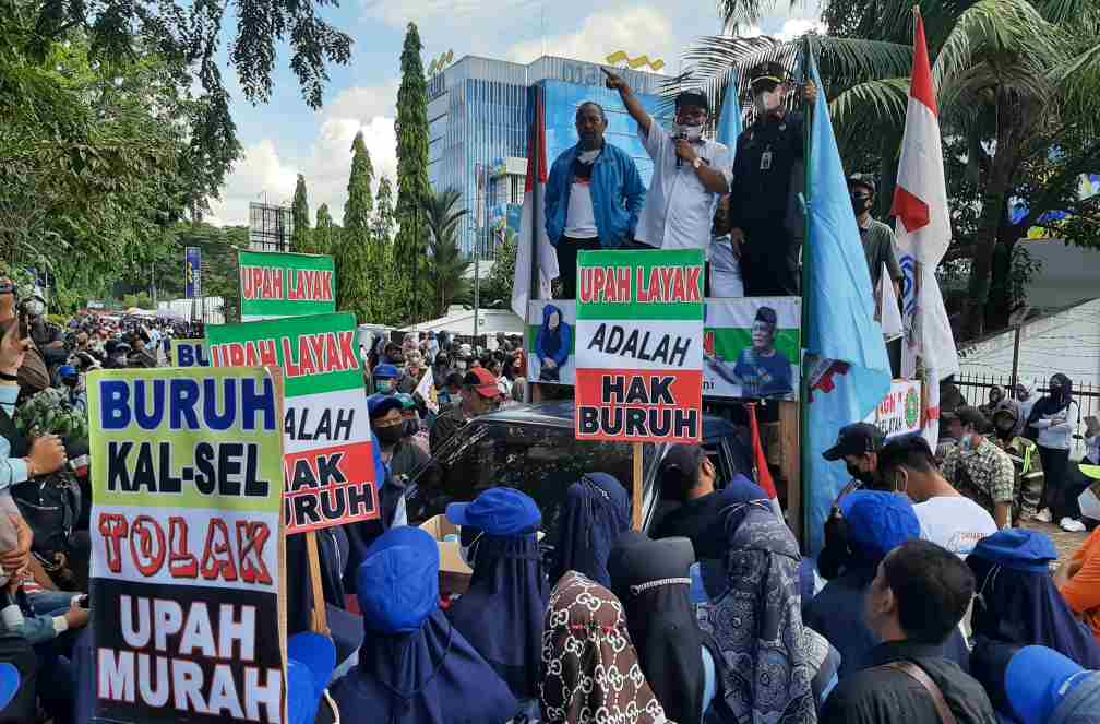 Simak Kisaran UMR Kalimantan disini, Mana yang Paling Besar?