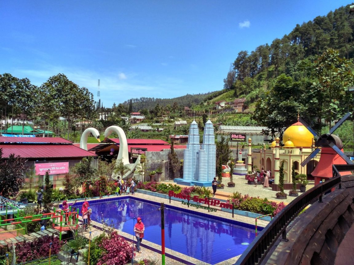 17 Rekomendasi Tempat Wisata di Tawangmangu untuk Dikunjungi!