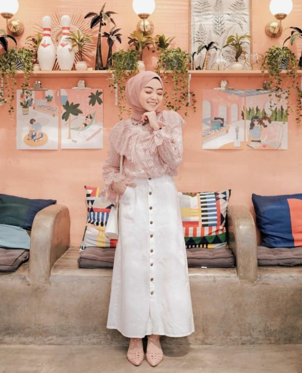 OOTD Hijab Rok yang Bisa Buat Penampilan Semakin Anggun dan Kece
