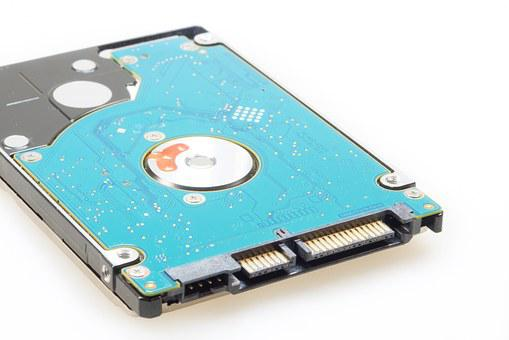 Mengenal Perbedaan HDD dan SSD Berdasarkan Jenis & Komponennya