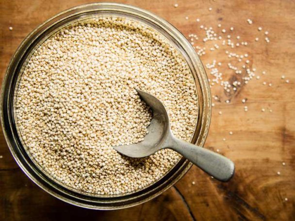 10 Makanan Tinggi Serat yang Baik untuk Kesehatan dan Pencernaan!