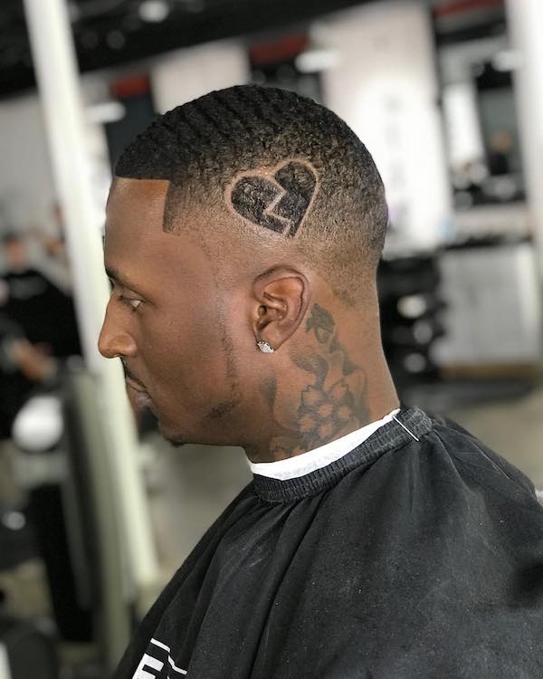 20 Model Potongan Botak Keren Terpopuler dan PalingTrendy!