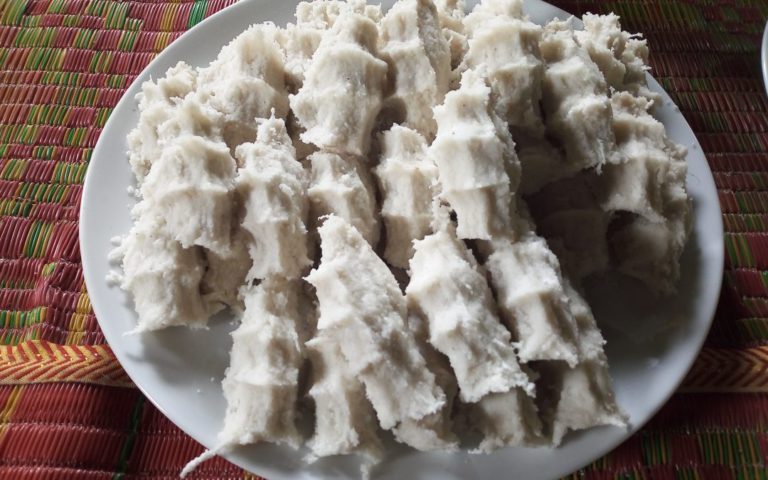 16 Makanan Khas Batak yang Harus Kamu Coba, Dijamin Nikmat!