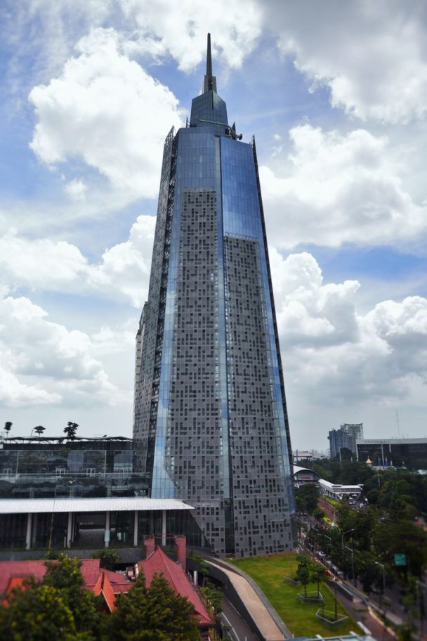 15 Gedung Tertinggi di Indonesia yang Paling Megah dan Mewah!