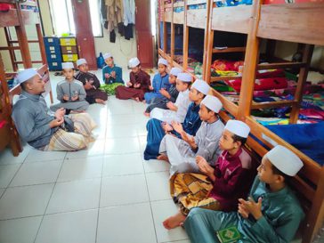 10 Pesantren Terbaik di Indonesia dengan Sejarah dan Fasilitasnya!