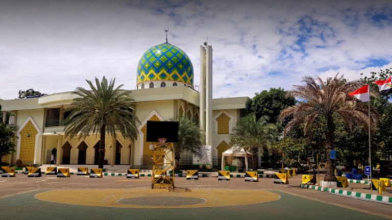 10 Pesantren Terbaik di Indonesia dengan Sejarah dan Fasilitasnya!