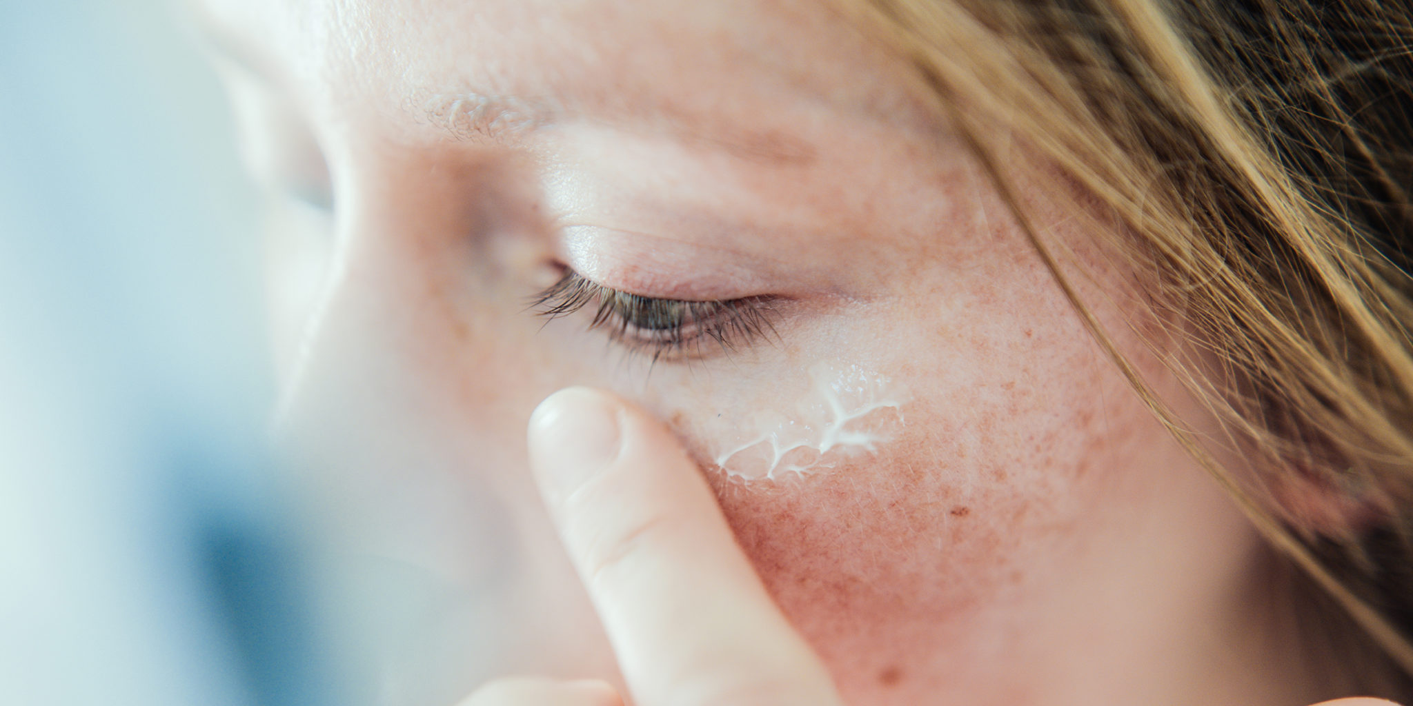 Ciri Skin Barrier Rusak dan Cara Mengatasinya - Best Seller Gramedia