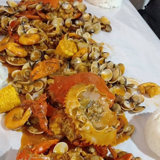 21 Makanan Khas Kalimantan Barat Populer yang Legendaris