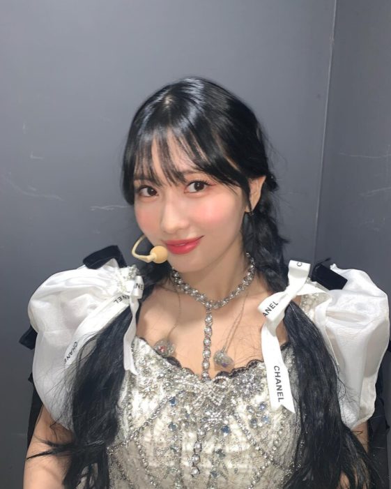 Profil Momo TWICE, Dance Machine Grup Asal Jepang!