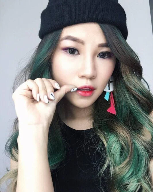 9 Rekomendasi Rambut Ash Colour Sesuai dengan Kepribadian