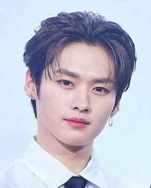 Biografi Lee Know Stray Kids dan Faktanya - Best Seller Gramedia