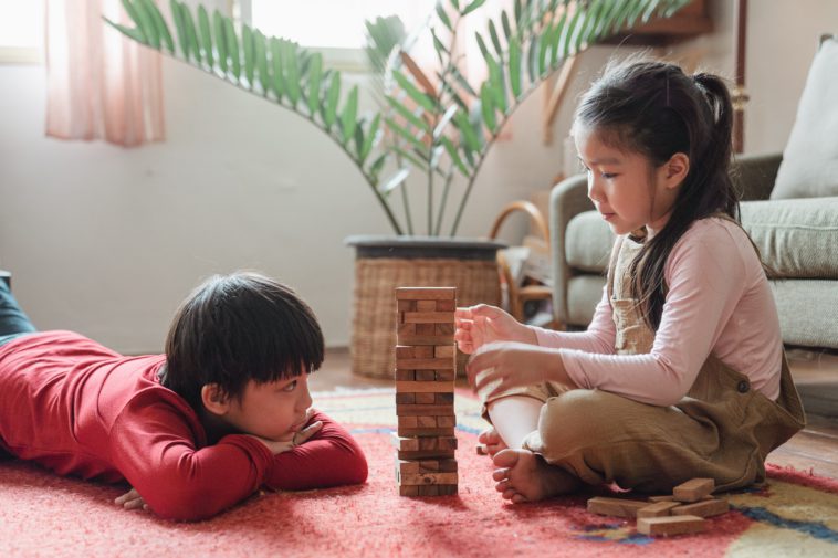 17 Rekomendasi Board Game Yang Unik dan Menantang!