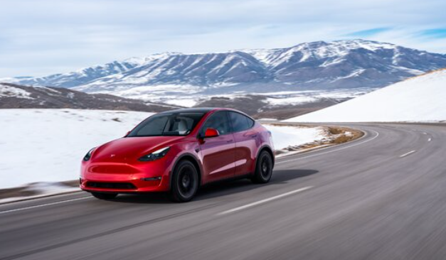 Deretan Mobil Tesla Termahal dengan Segudang Fitur!